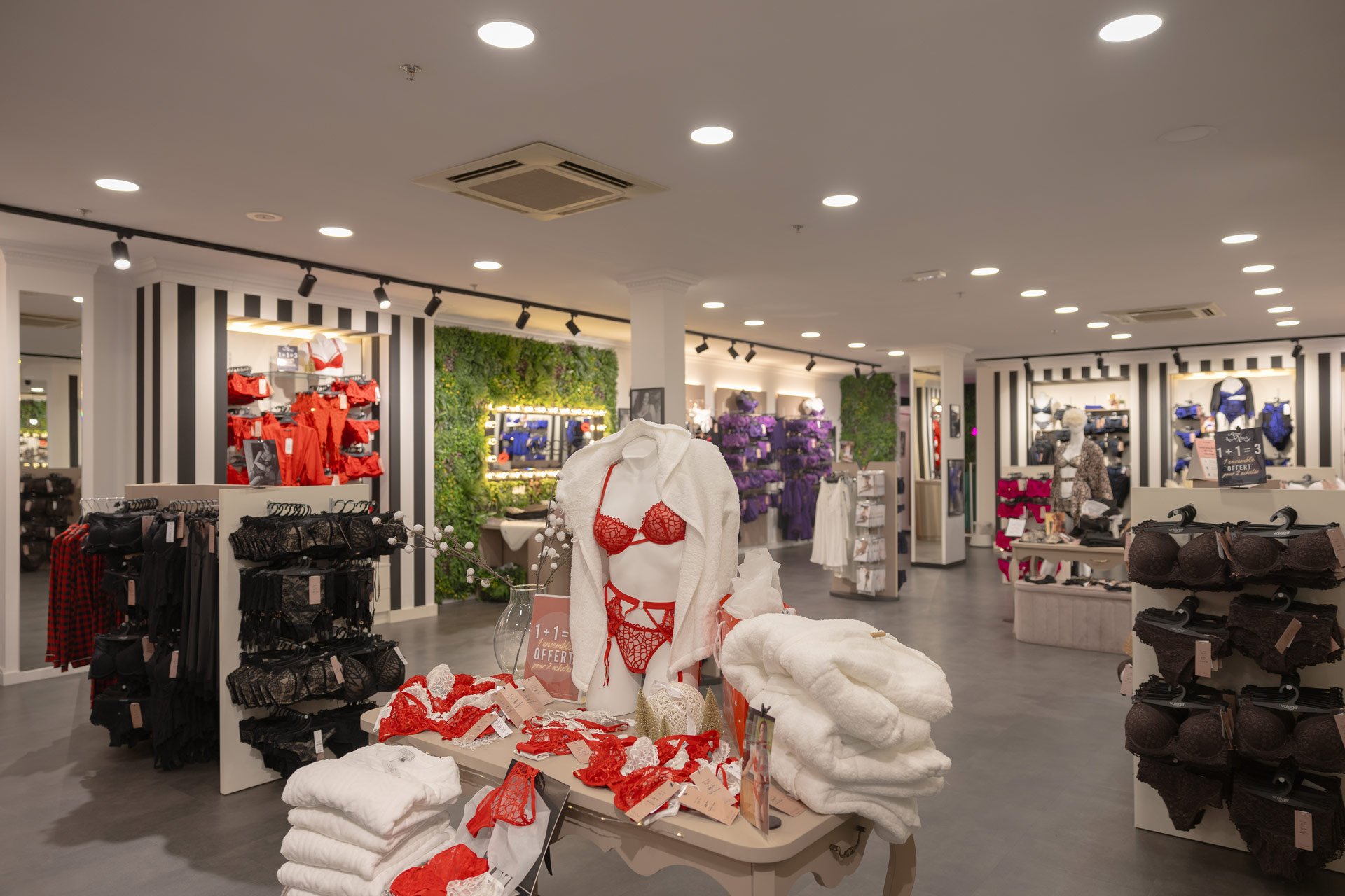 Valege Lingerie - Centre Commercial La Lezarde